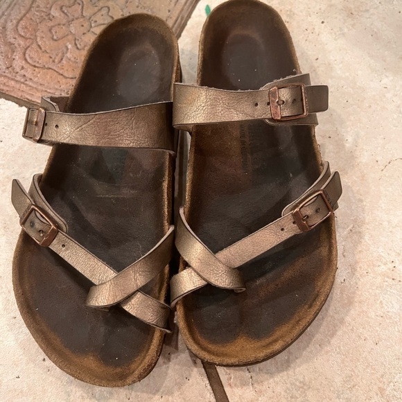 Birkenstock | Shoes | Birkenstock Mayari Sandals Single Toe Loop Oiled ...
